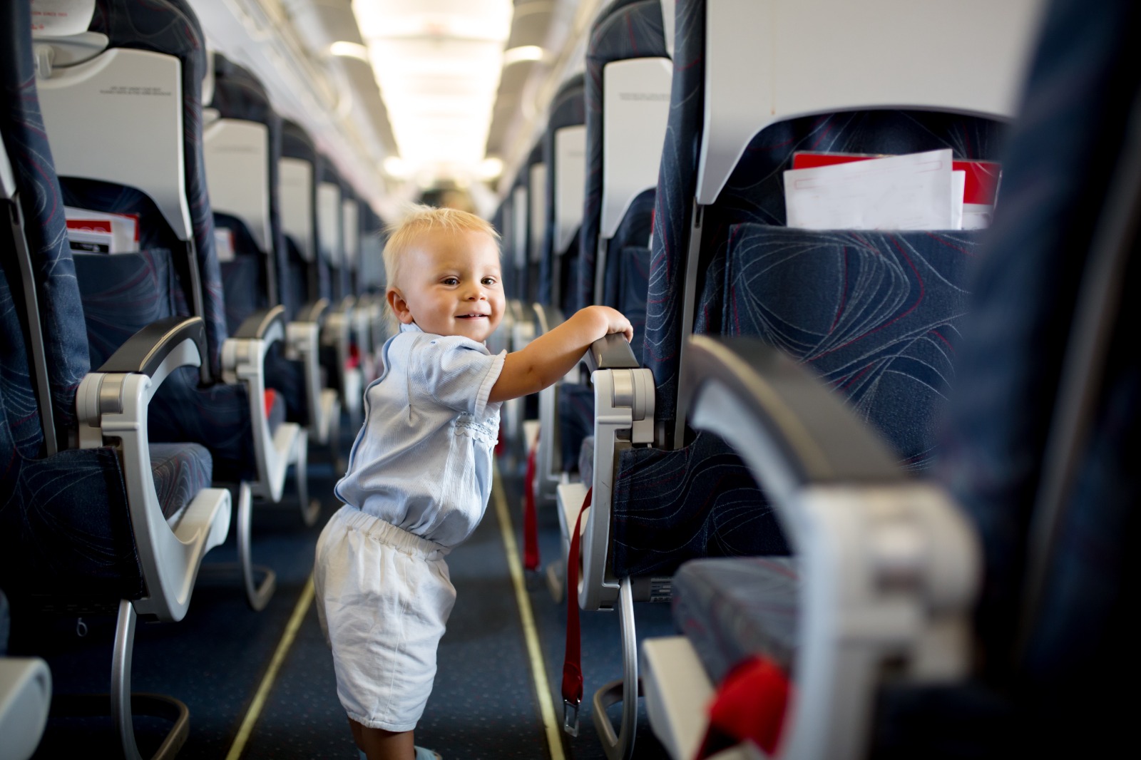 Recomendaciones para viajar con bebés en avión